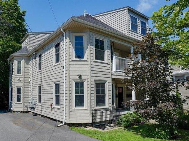 condo with 3 bedroom, Belmont MA ES104045255