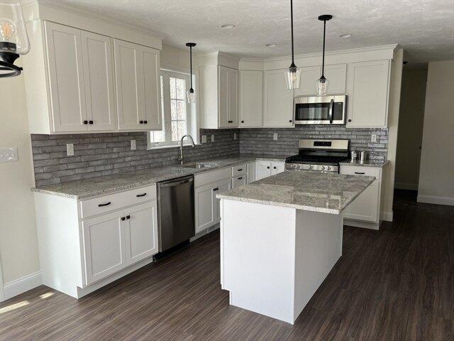condo with 3 bedroom, Berkley MA ES104608746