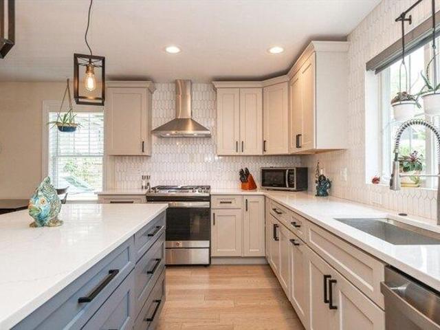 condo with 3 bedroom, Beverly MA ES105192381