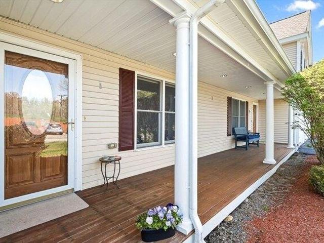 condo with 3 bedroom, Billerica MA ES104792429