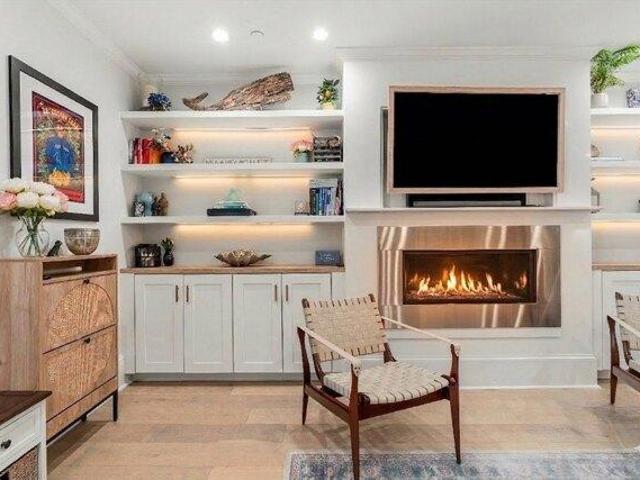 condo with 3 bedroom, Boston MA DLS102000201
