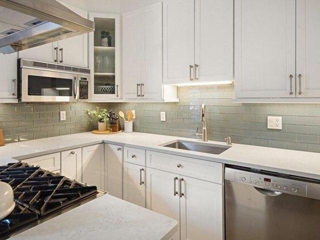 condo with 3 bedroom, Boston MA DLS102372174