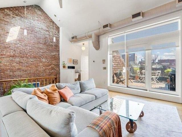 condo with 3 bedroom, Boston MA DLS102445753