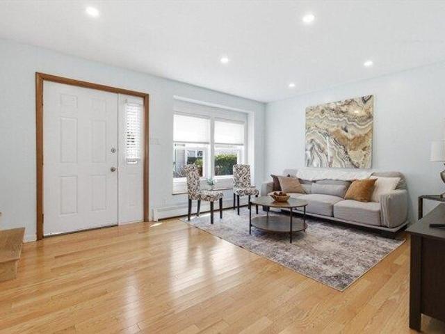 condo with 3 bedroom, Boston MA DLS102476352