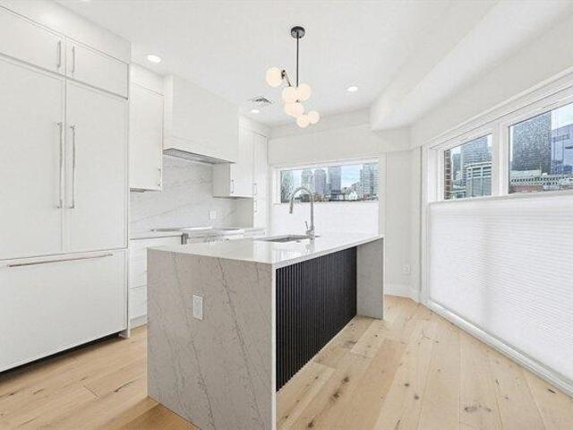 condo with 3 bedroom, Boston MA DLS102529193