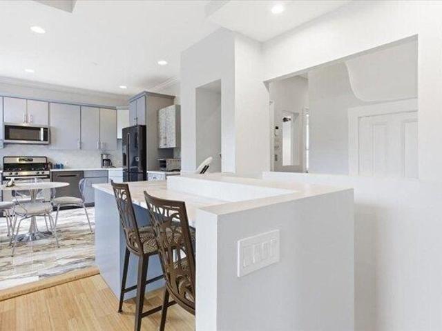 condo with 3 bedroom, Boston MA DLS102633074