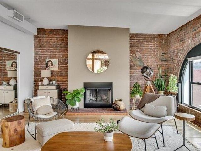 condo with 3 bedroom, Boston MA DLS102709039