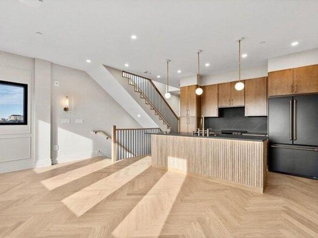 condo with 3 bedroom, Boston MA DLS102724859