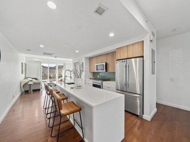 condo with 3 bedroom, Boston MA DLS102761628