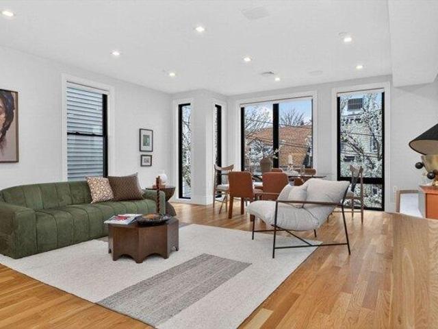 condo with 3 bedroom, Boston MA DLS102776065