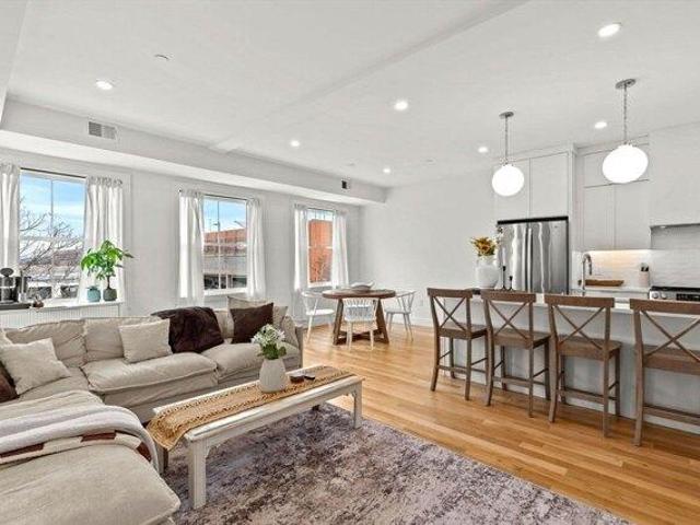 condo with 3 bedroom, Boston MA DLS102779495