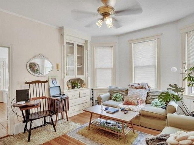condo with 3 bedroom, Boston MA DLS102823340