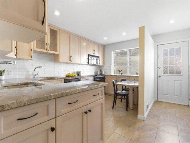 condo with 3 bedroom, Boston MA DLS102861036