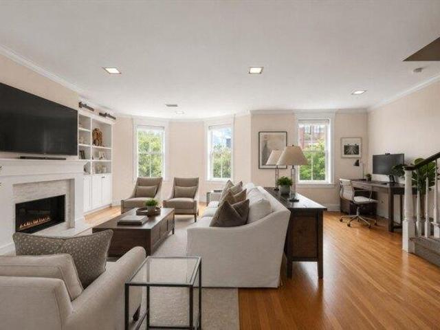 condo with 3 bedroom, Boston MA DLS102960280