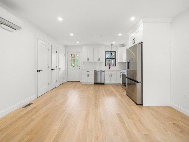 condo with 3 bedroom, Boston MA DLS102960676
