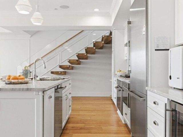 condo with 3 bedroom, Boston MA DLS102961654