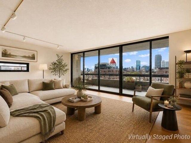 condo with 3 bedroom, Boston MA DLS102961851