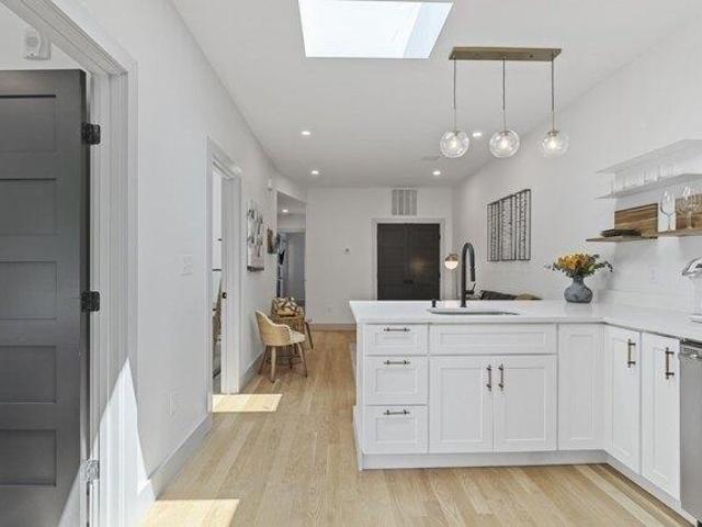 condo with 3 bedroom, Boston MA DLS102961943
