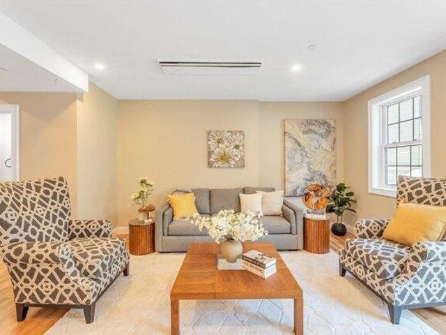 condo with 3 bedroom, Boston MA DLS103070655