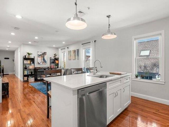 condo with 3 bedroom, Boston MA DLS103097830