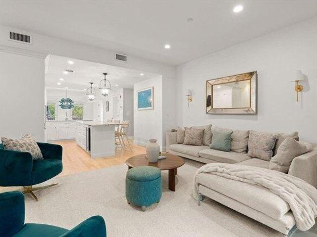 condo with 3 bedroom, Boston MA DLS103100466