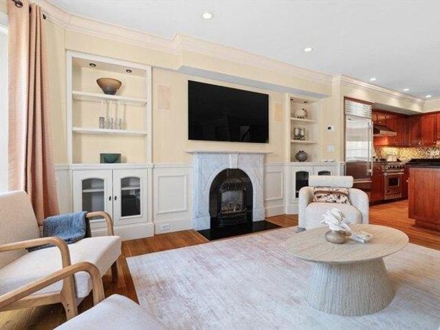 condo with 3 bedroom, Boston MA DLS103101845