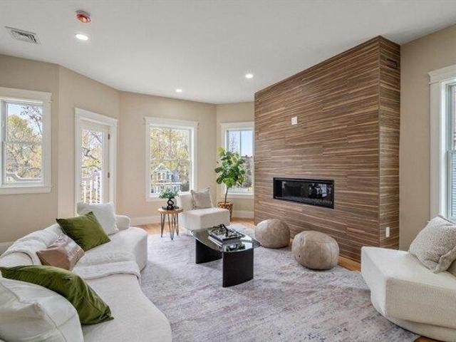 condo with 3 bedroom, Boston MA DLS103128553