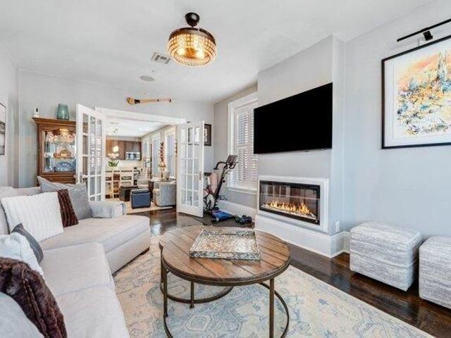 condo with 3 bedroom, Boston MA DS101897568