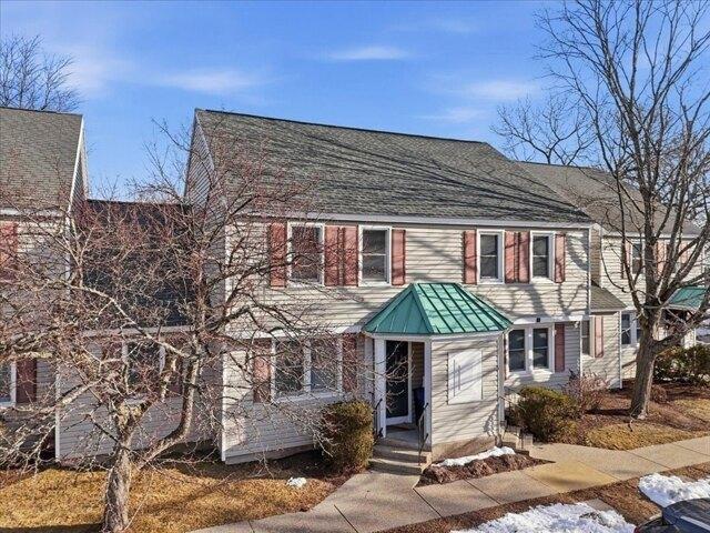 condo with 3 bedroom, Boston MA DS102564993