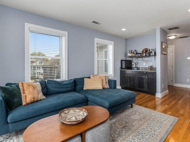 condo with 3 bedroom, Boston MA DS102670668