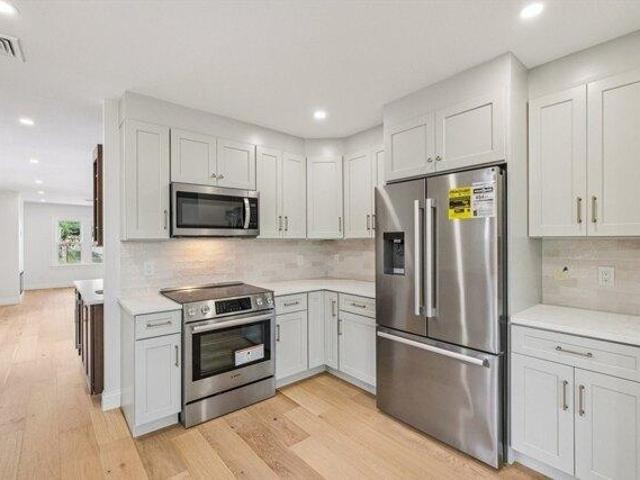 condo with 3 bedroom, Boston MA DS102728553