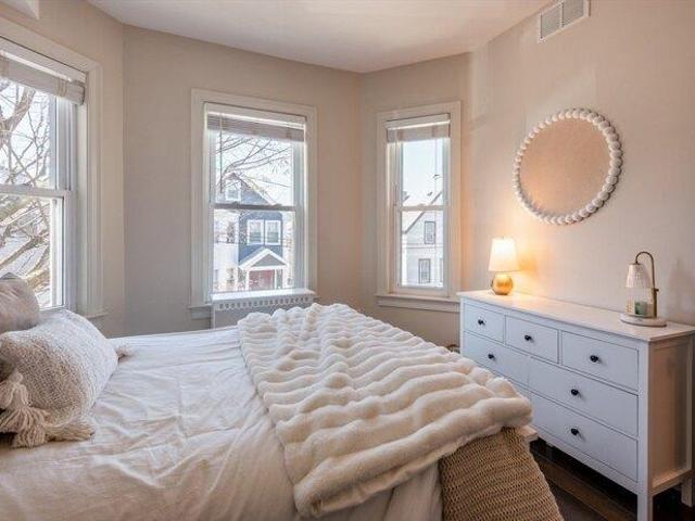 condo with 3 bedroom, Boston MA DS102762436