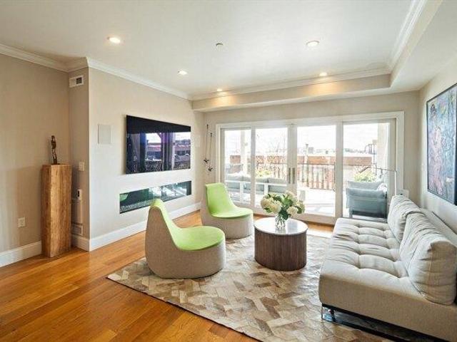 condo with 3 bedroom, Boston MA DS102822817