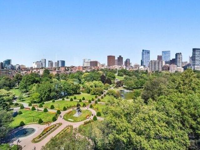 condo with 3 bedroom, Boston MA DS102060459