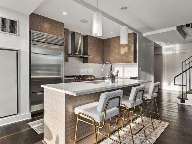 condo with 3 bedroom, Boston MA DS102089230