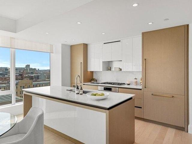 condo with 3 bedroom, Boston MA DS102253794