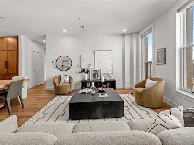 condo with 3 bedroom, Boston MA DS102369584