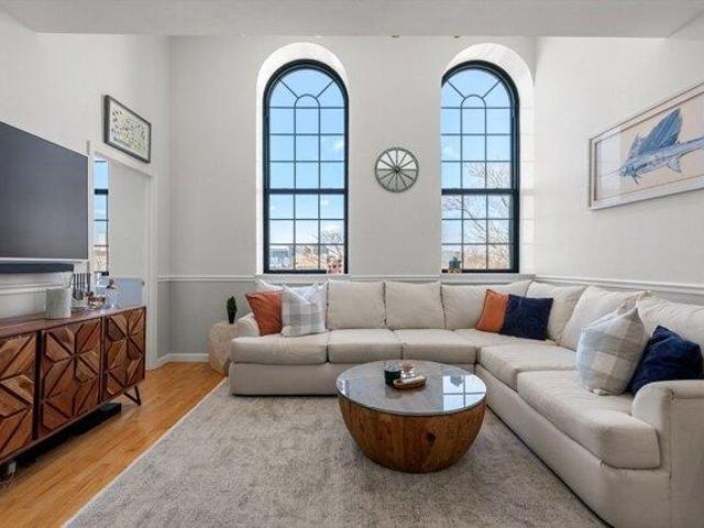 condo with 3 bedroom, Boston MA DS102369845