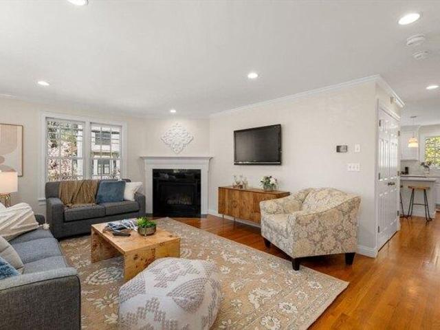 condo with 3 bedroom, Boston MA DS102372576