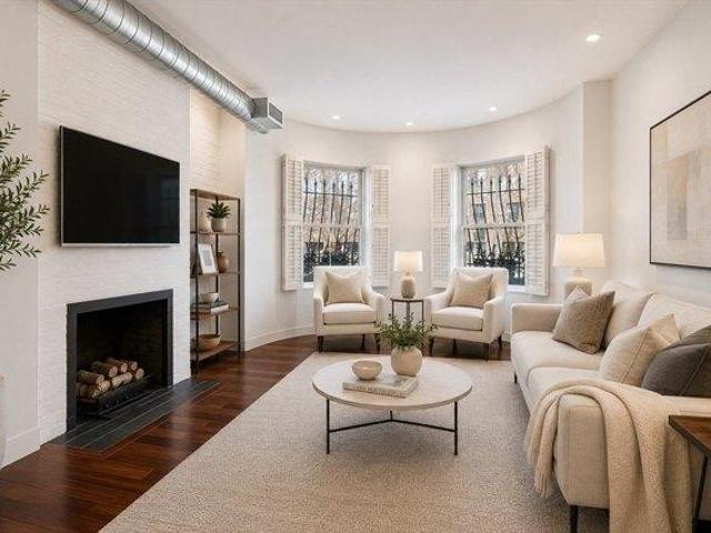 condo with 3 bedroom, Boston MA DS103036921
