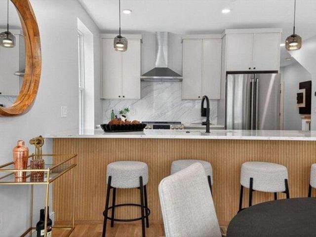 condo with 3 bedroom, Boston MA DS103037397