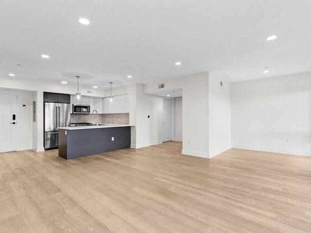 condo with 3 bedroom, Boston MA DS103099171