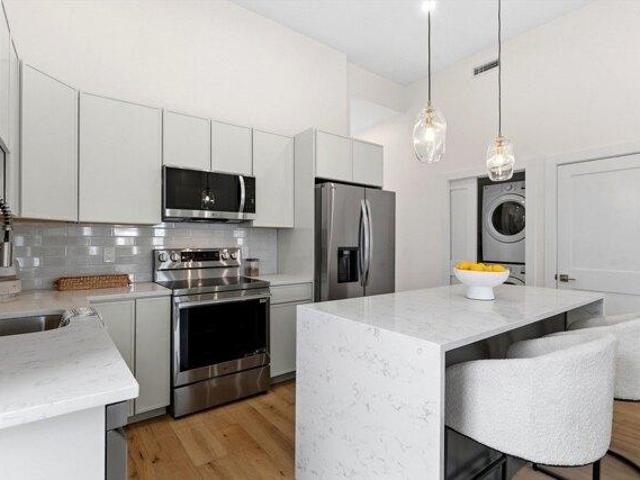 condo with 3 bedroom, Boston MA DS103126754