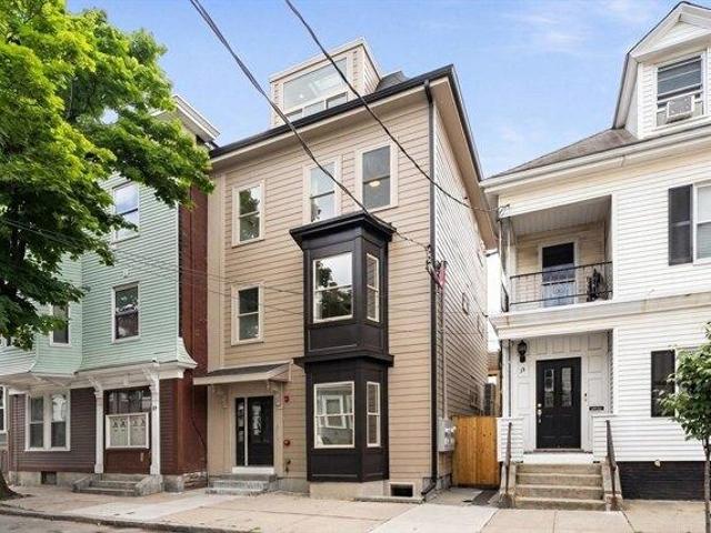 condo with 3 bedroom, Boston MA DS104011488