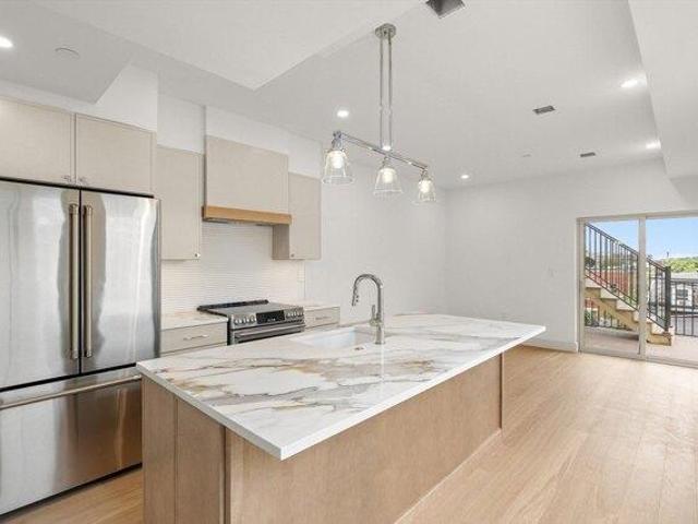 condo with 3 bedroom, Boston MA DS104148787