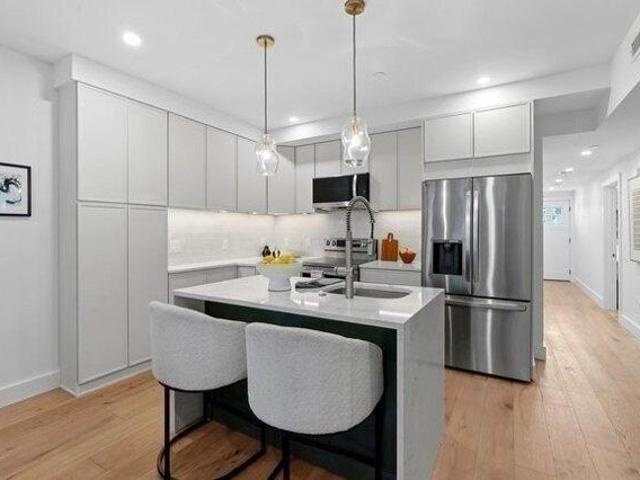 condo with 3 bedroom, Boston MA DS104298080