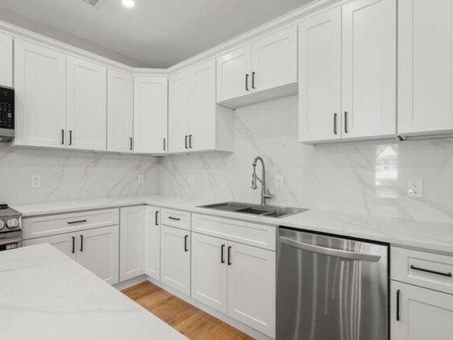 condo with 3 bedroom, Boston MA ES102827149