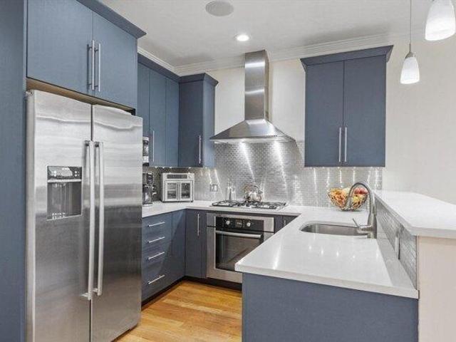 condo with 3 bedroom, Boston MA ES102860863