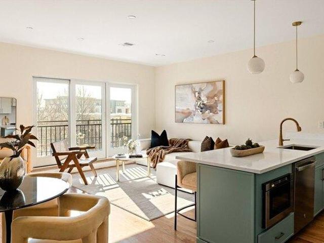 condo with 3 bedroom, Boston MA ES102960630