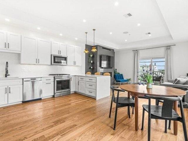 condo with 3 bedroom, Boston MA ES102961527